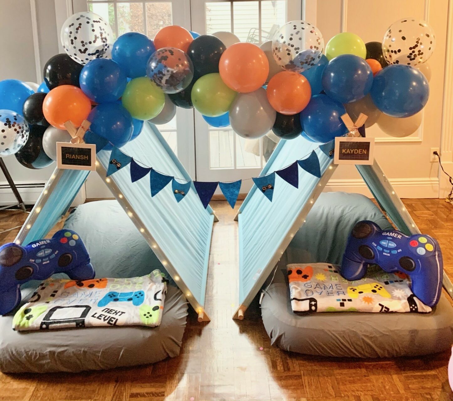 Game Time A Frame 7 pc Sleepover Set - Sleepover Party Shop