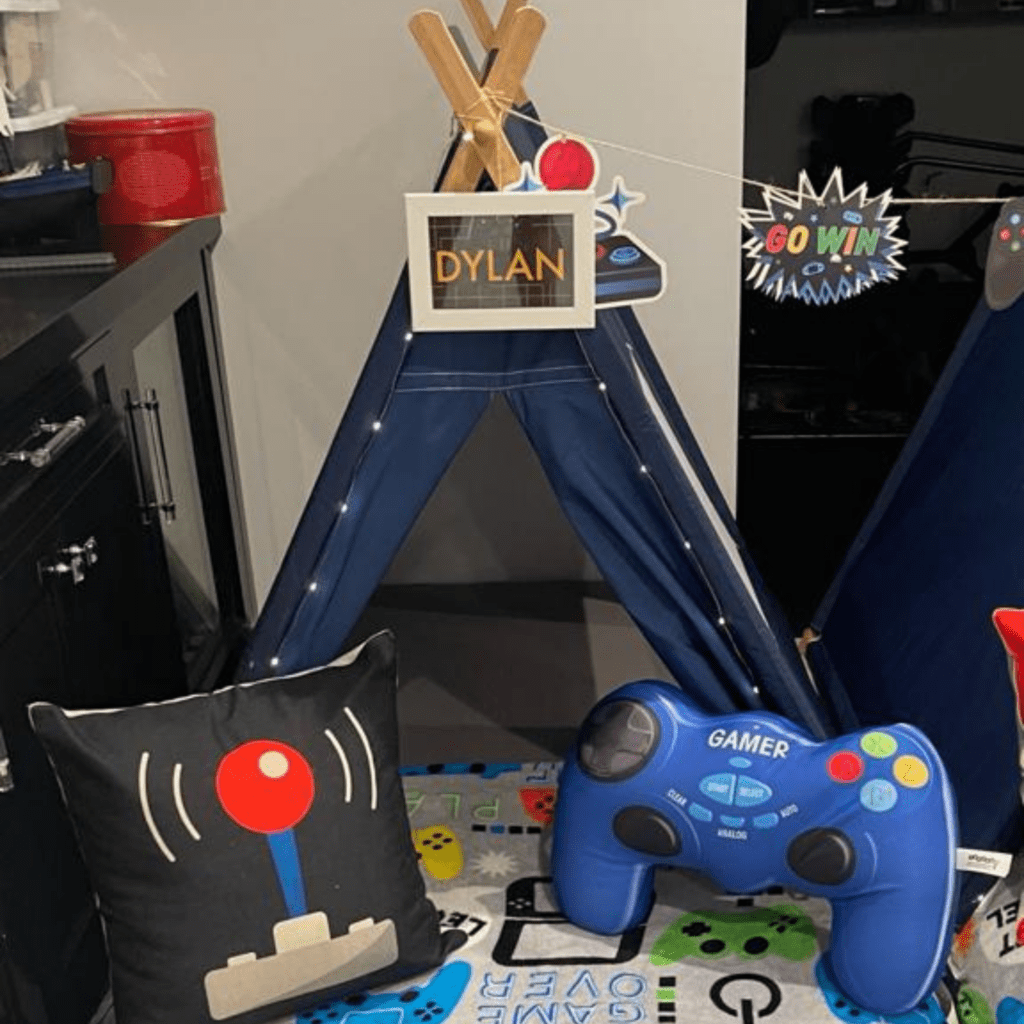 Game Time A Frame 7 pc Sleepover Set - Sleepover Party Shop