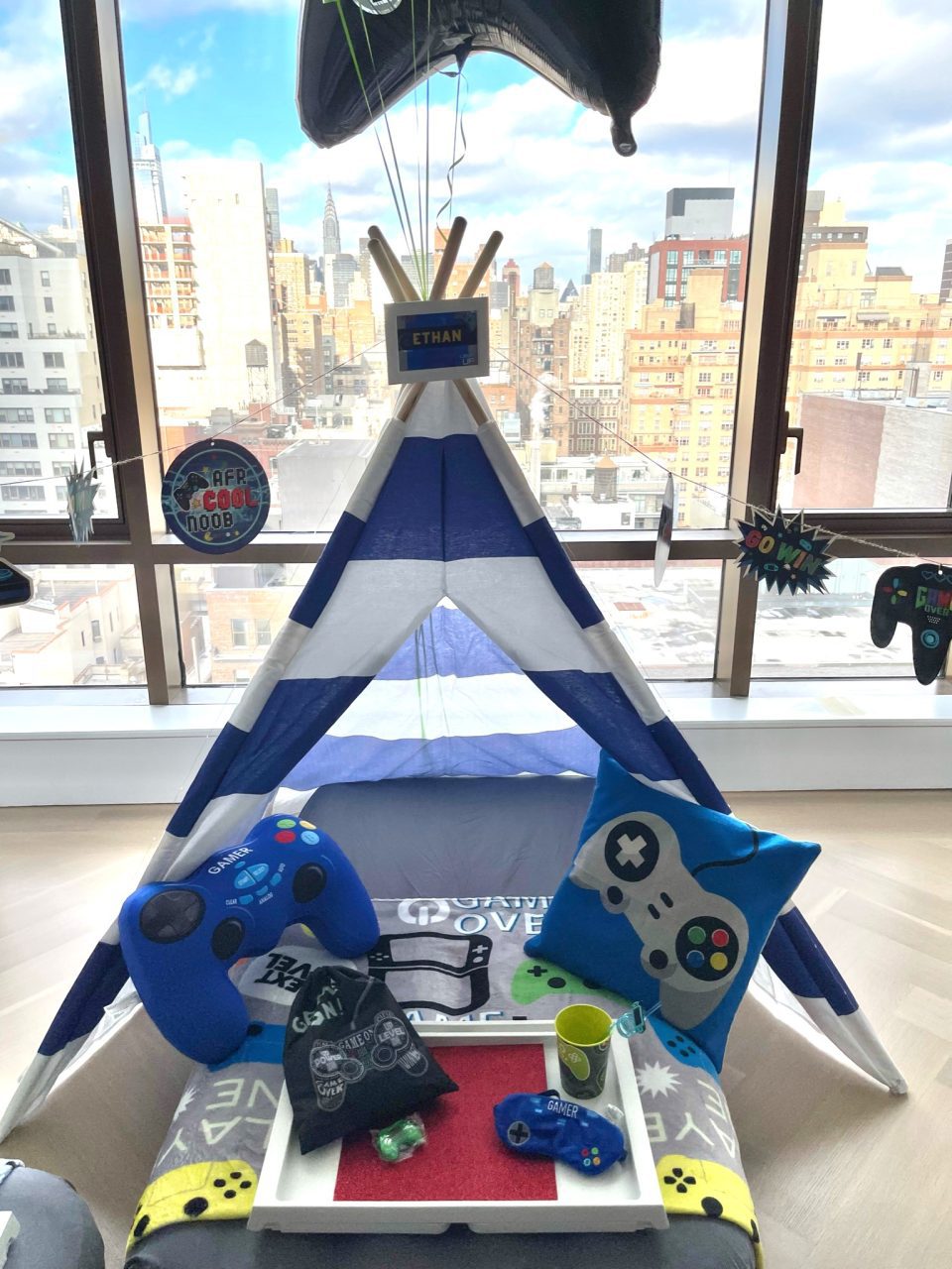 Game Time Theme - Sleepover Party Shop