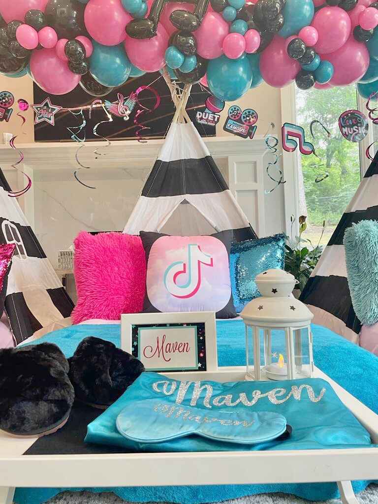 Hosting the Ultimate TikTok Themed Sleepover Party: Ideas, Activities ...