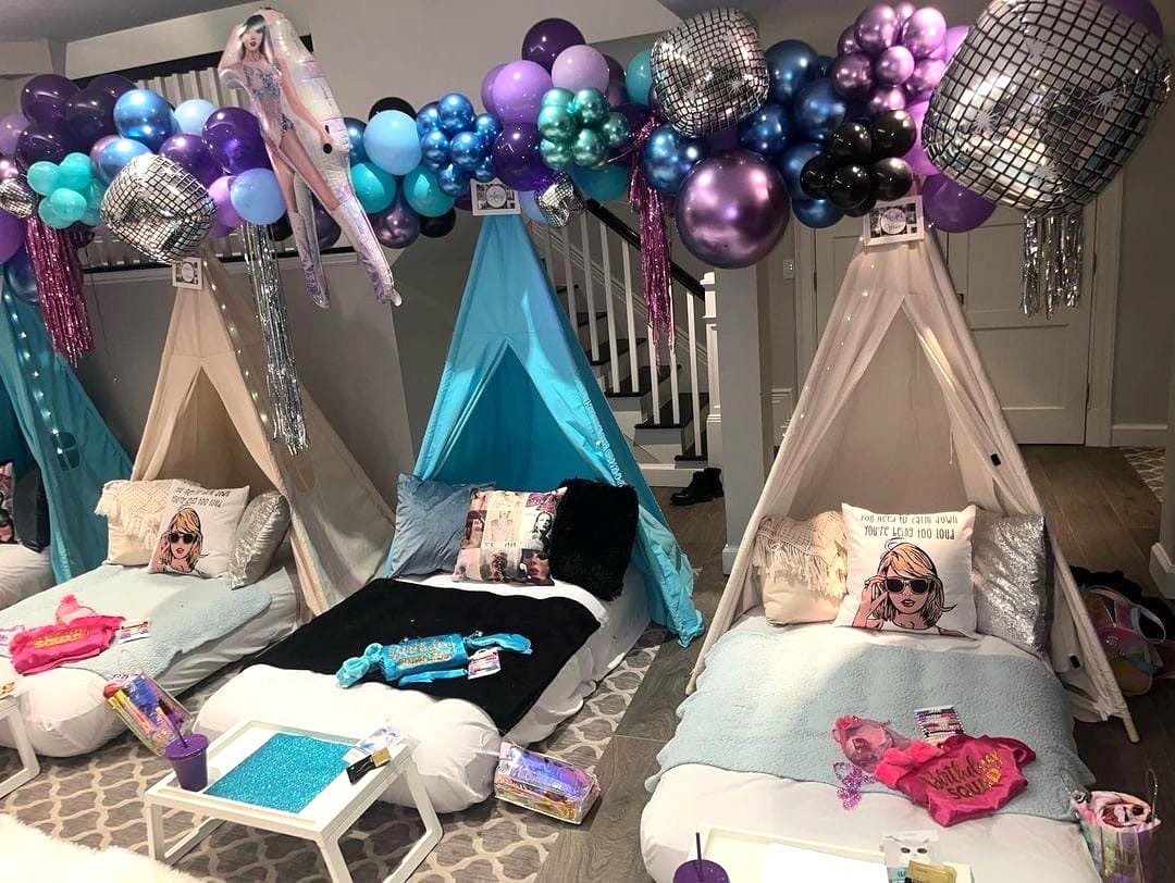 Swift-ly Era Remix A Frame 7 pc Sleepover Set - Sleepover Party Shop